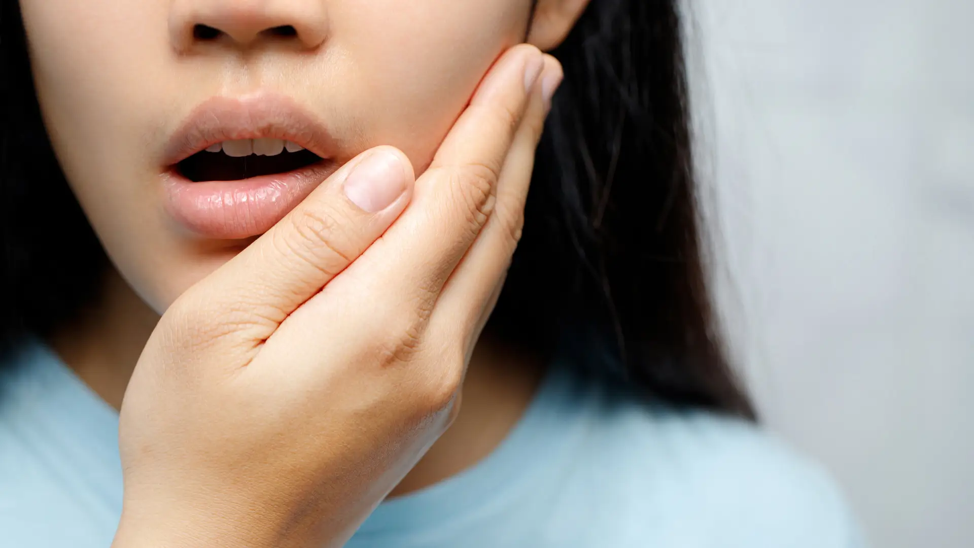 From Cravings to Cavities: The Impact of Pagophagia on Teeth